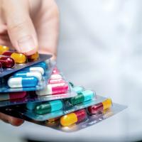 Fenomena Resistensi Antibiotik dan Infeksi Superbug